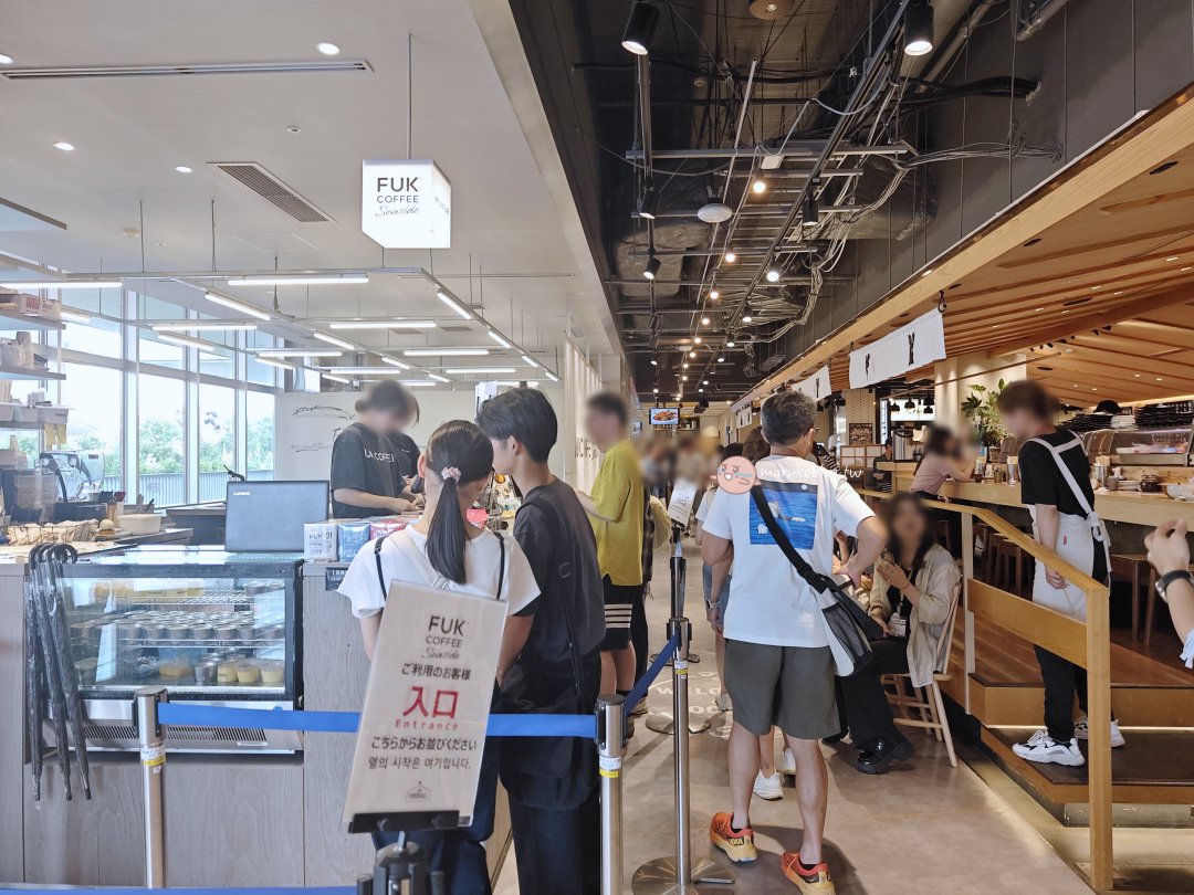 【福岡咖啡】FUK COFFEE｜以飛機元素為主題的品牌咖啡館，昭和布丁必點！ @Maruko(丸子)與美食有個約會